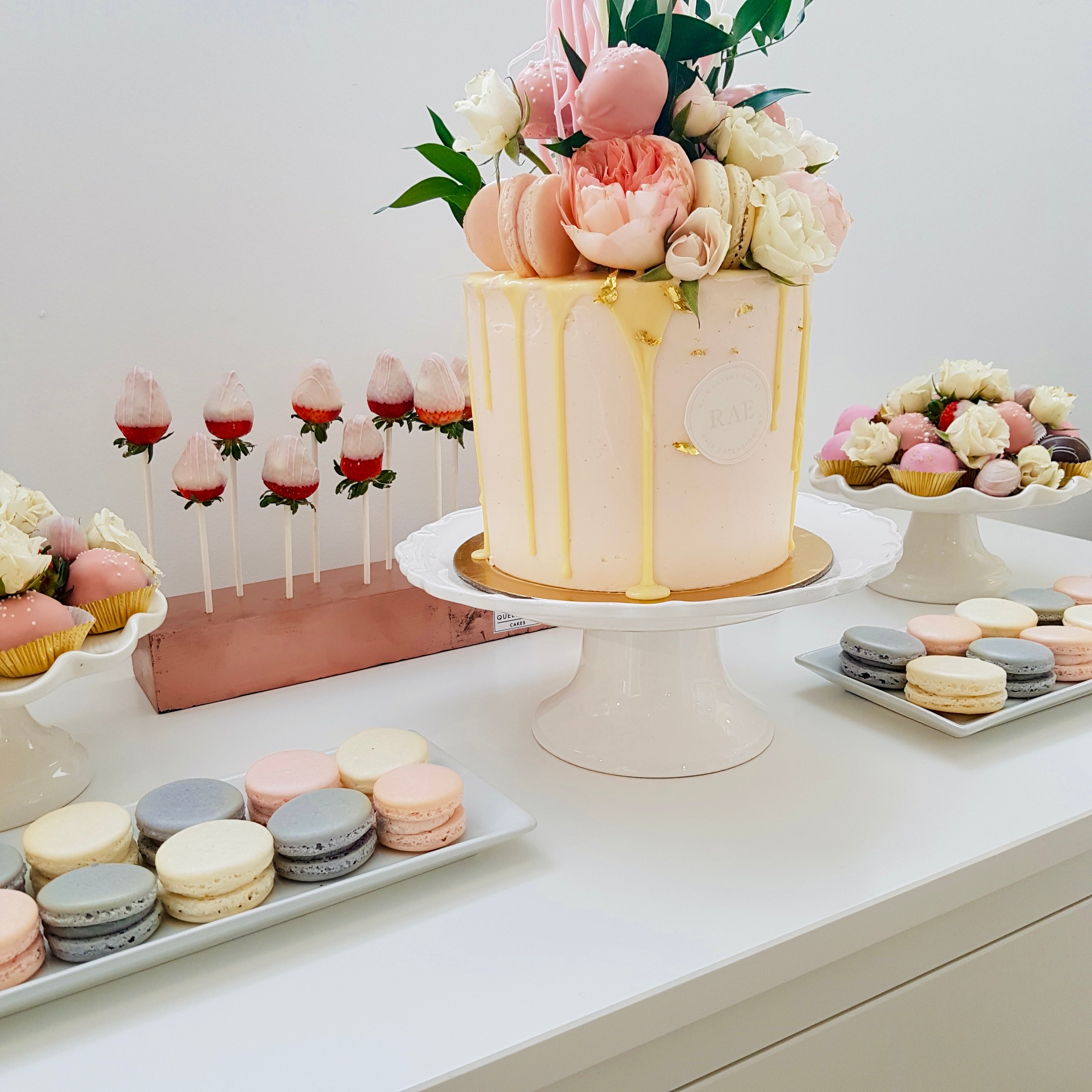 Floral Cakes – Queen City Cakes