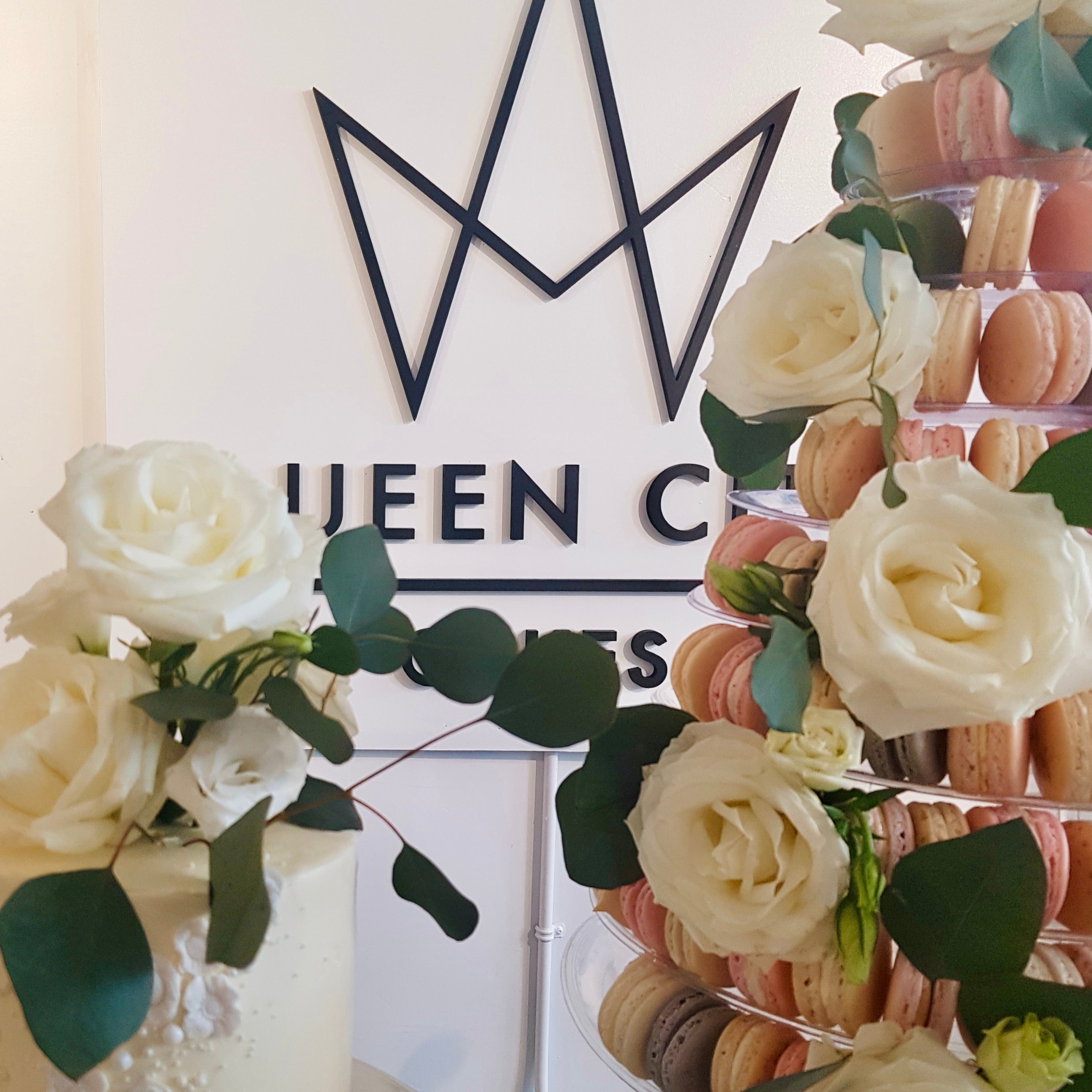 Feminine Cakes – Queen City Cakes